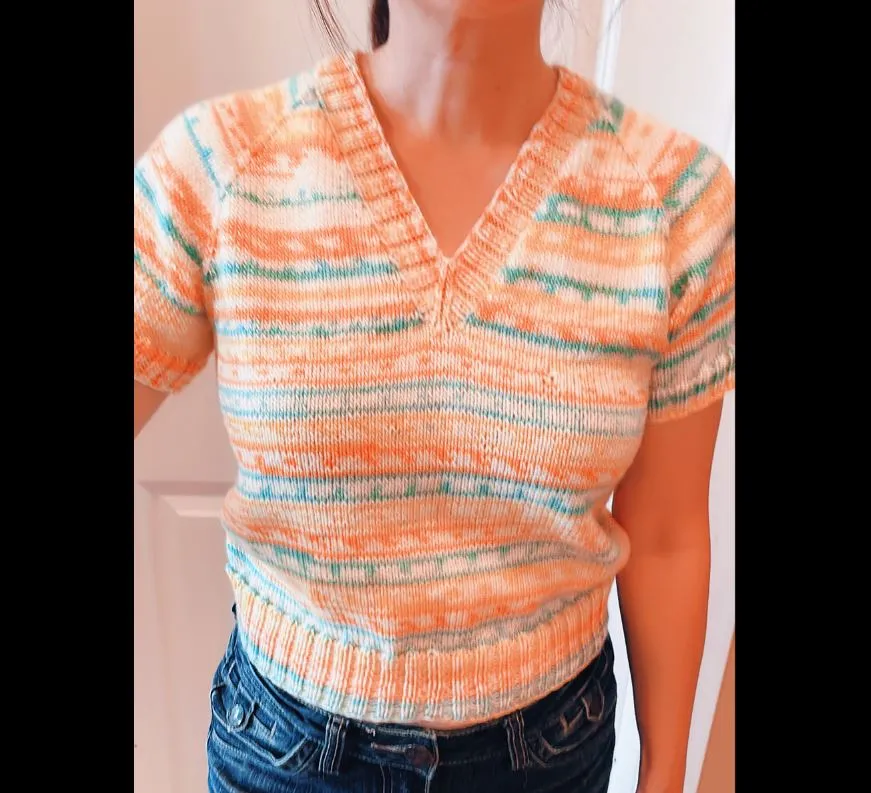 Free Knitting Pattern | Ribbing V Neck Raglan