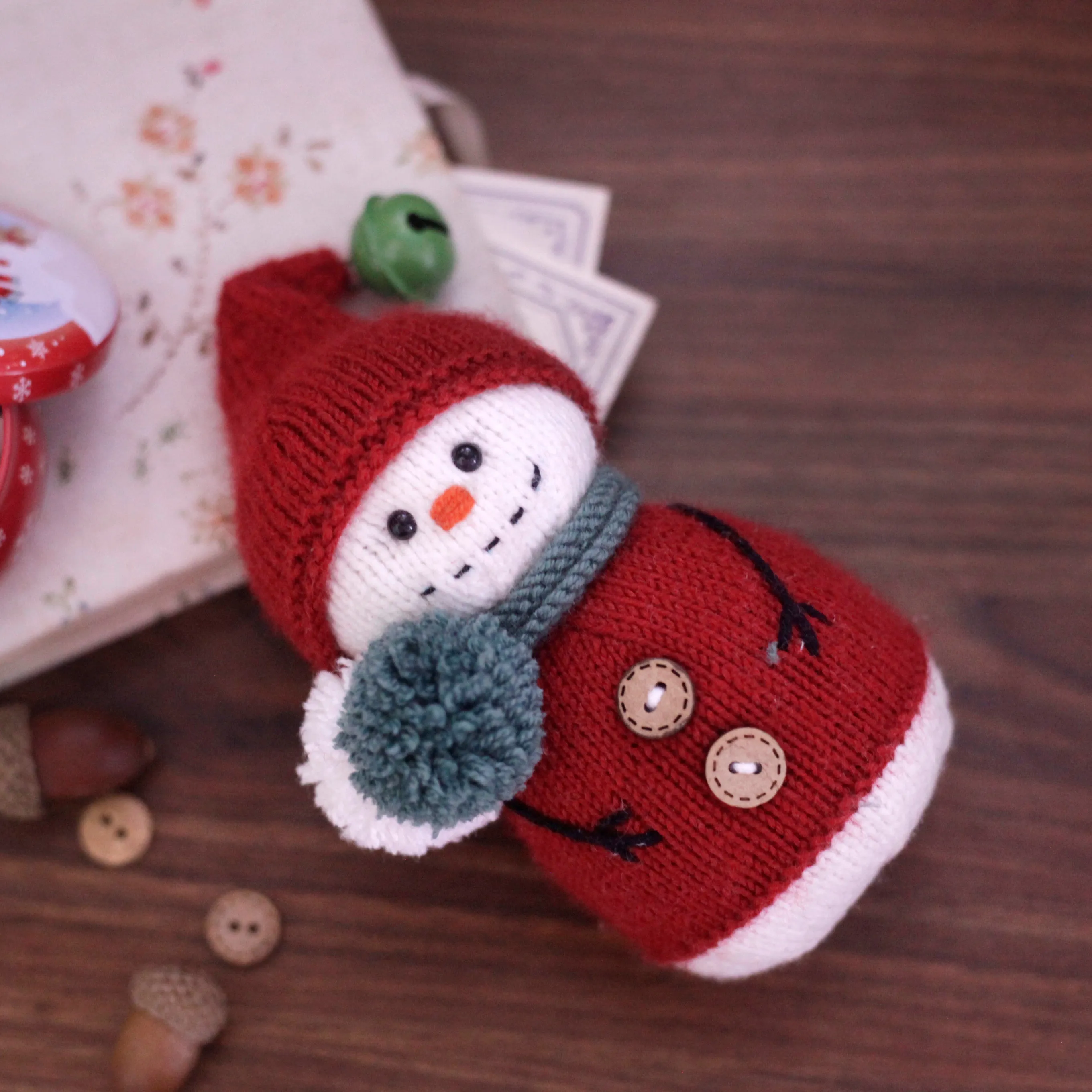 Free Knitting Pattern | Snowman free knitting pattern for Christmas