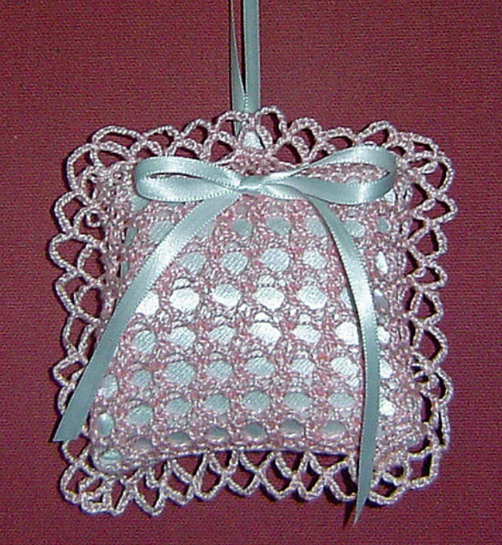 Free Knitting Pattern | Sweet Sachet