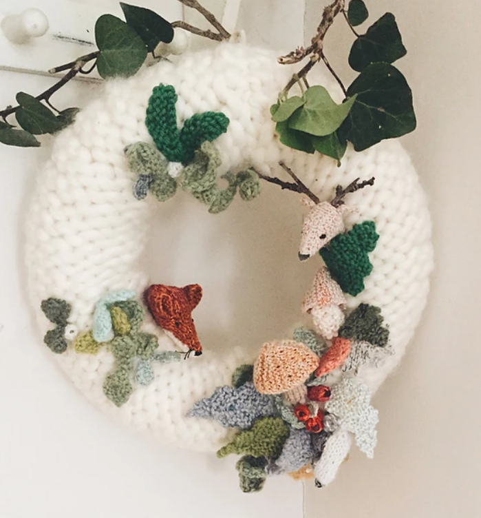Free Knitting Pattern | Woodland Wreath